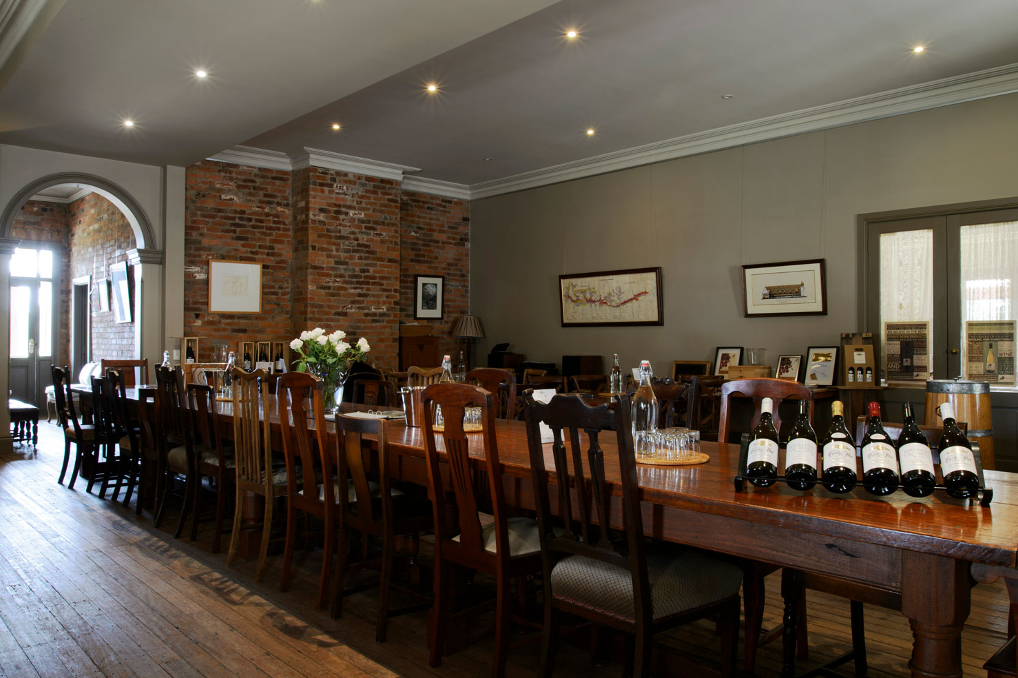 Contact us - Curly Flat